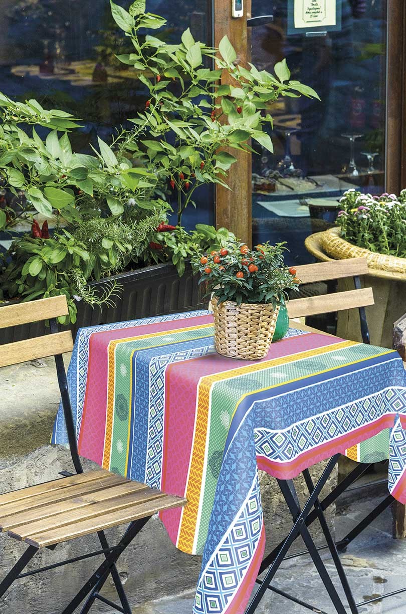 Voksduk Geometriske striper 140 cm bred metervare - Dekorer.no